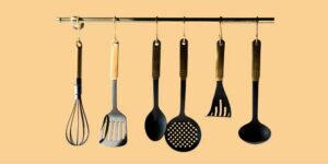 How to Use a Strainer Perfectly